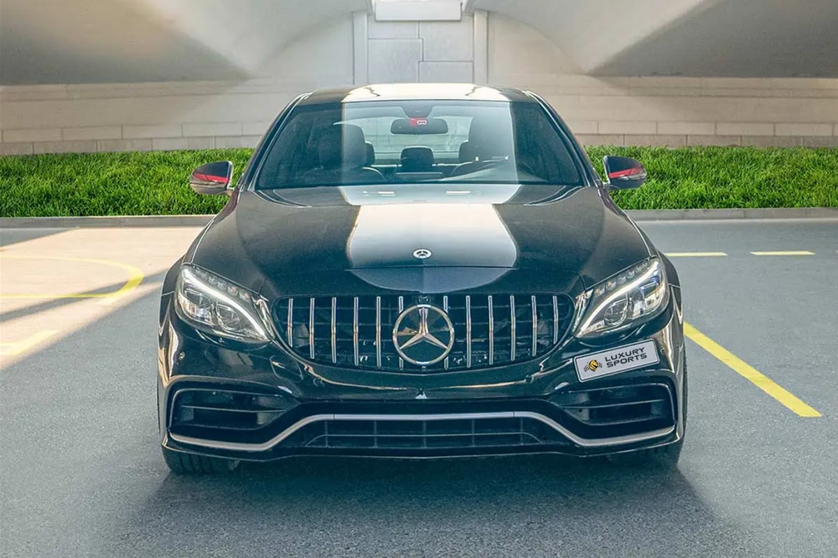 Mercedes C63 Body Kit | Luxury Sports Car